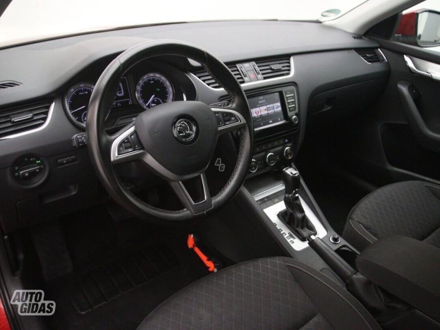 Red Skoda Octavia 2016 in Vilnius, with an engine capacity of 1.80 L and mileage of 268 thousand km for 8599 €, photo 16 on AUTOMOTO.COM.LV