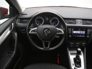 Red Skoda Octavia 2016 in Vilnius, with an engine capacity of 1.80 L and mileage of 268 thousand km for 8599 €, photo 17 on AUTOMOTO.COM.LV