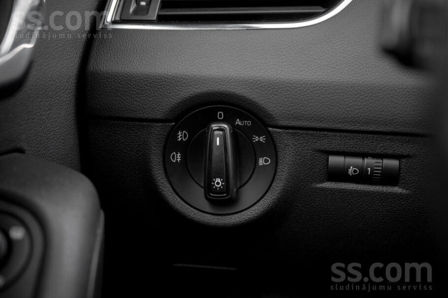 Sarkans Skoda Octavia 2016 Talsi, ar dzinēja tilpumu 1.60 L un nobraukumu 257 tūkst. km par 8250 €, foto 16 vietnē AUTOMOTO.COM.LV