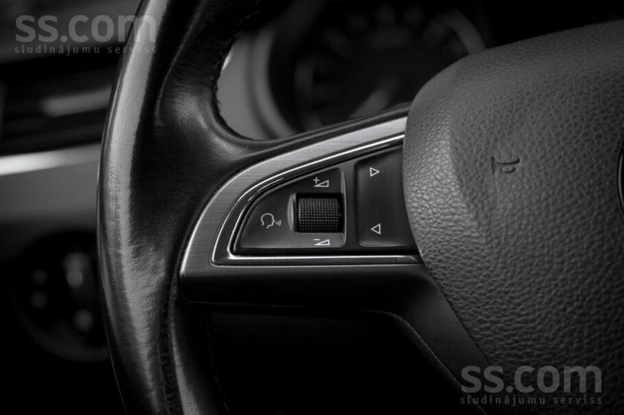 Sarkans Skoda Octavia 2016 Talsi, ar dzinēja tilpumu 1.60 L un nobraukumu 257 tūkst. km par 8250 €, foto 18 vietnē AUTOMOTO.COM.LV