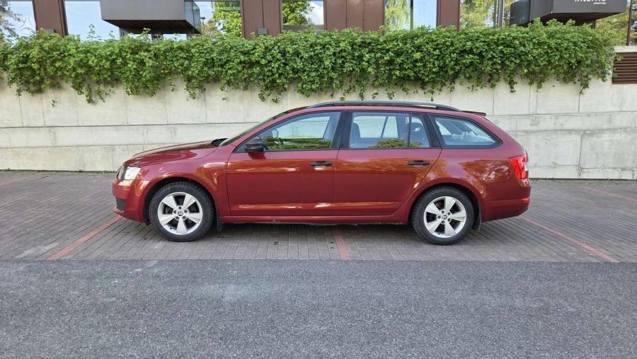Sarkans Skoda Octavia 2016 Ukmergė, ar dzinēja tilpumu 1.20 L un nobraukumu 216 tūkst. km par 5400 €, foto 5 vietnē AUTOMOTO.COM.LV