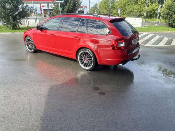Sarkans Skoda Octavia 2016 Panevēža, ar dzinēja tilpumu 1.97 L un nobraukumu 312 tūkst. km par 10999 €, foto 5 vietnē AUTOMOTO.COM.LV