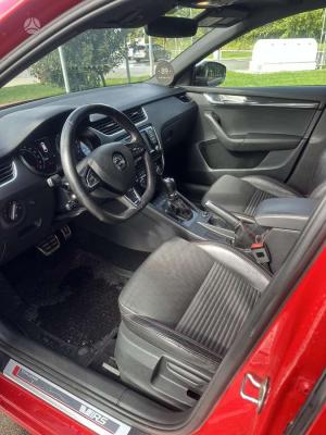Sarkans Skoda Octavia 2016 Panevēža, ar dzinēja tilpumu 1.97 L un nobraukumu 312 tūkst. km par 10999 €, foto 9 vietnē AUTOMOTO.COM.LV