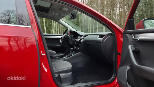 Red Skoda Octavia 2017 in Tallinn, with an engine capacity of 1.60 L and mileage of 263 thousand km for 8900 €, photo 10 on AUTOMOTO.COM.LV