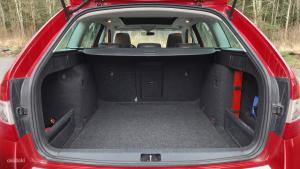 Red Skoda Octavia 2017 in Tallinn, with an engine capacity of 1.60 L and mileage of 263 thousand km for 8900 €, photo 31 on AUTOMOTO.COM.LV