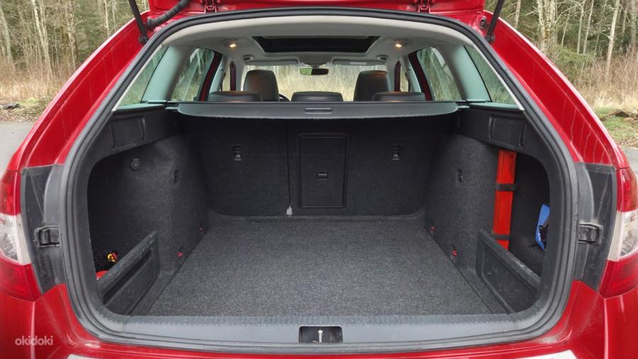 Red Skoda Octavia 2017 in Tallinn, with an engine capacity of 1.60 L and mileage of 263 thousand km for 8900 €, photo 31 on AUTOMOTO.COM.LV