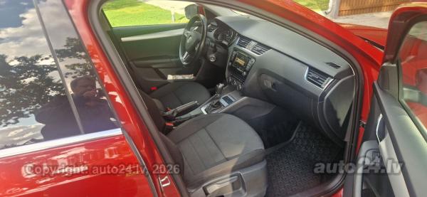 Red Skoda Octavia 2017 in Tallinn, with an engine capacity of 1.40 L and mileage of 114 thousand km for 11800 €, photo 8 on AUTOMOTO.COM.LV