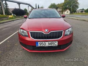 Red Skoda Octavia 2017 in Paide, with an engine capacity of 1.00 L and mileage of 136 thousand km for 6990 €, photo 3 on AUTOMOTO.COM.LV