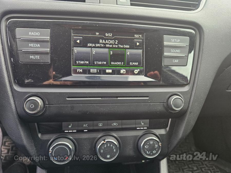 Red Skoda Octavia 2017 in Paide, with an engine capacity of 1.00 L and mileage of 136 thousand km for 6990 €, photo 10 on AUTOMOTO.COM.LV