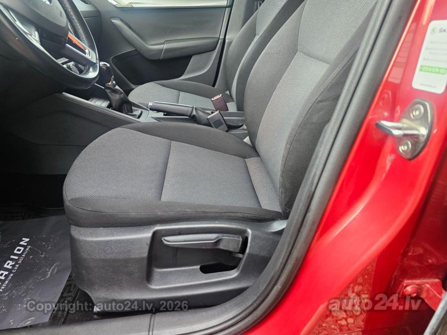 Red Skoda Octavia 2017 in Paide, with an engine capacity of 1.00 L and mileage of 136 thousand km for 6990 €, photo 15 on AUTOMOTO.COM.LV
