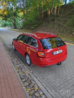 Red Skoda Octavia 2018 in Bauska, with an engine capacity of 1.60 L and mileage of 255 thousand km for 10780 €, photo 4 on AUTOMOTO.COM.LV