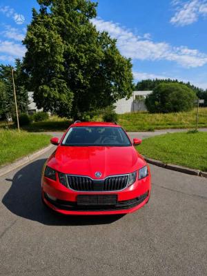 Sarkans Skoda Octavia 2018 Viļņa, ar dzinēja tilpumu 1.97 L un nobraukumu 118 tūkst. km par 9500 €, foto 4 vietnē AUTOMOTO.COM.LV
