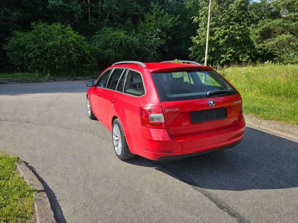 Red Skoda Octavia 2018 in Vilnius, with an engine capacity of 1.97 L and mileage of 118 thousand km for 9500 €, photo 4 on AUTOMOTO.COM.LV