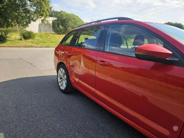 Red Skoda Octavia 2018 in Vilnius, with an engine capacity of 1.97 L and mileage of 118 thousand km for 9500 €, photo 9 on AUTOMOTO.COM.LV