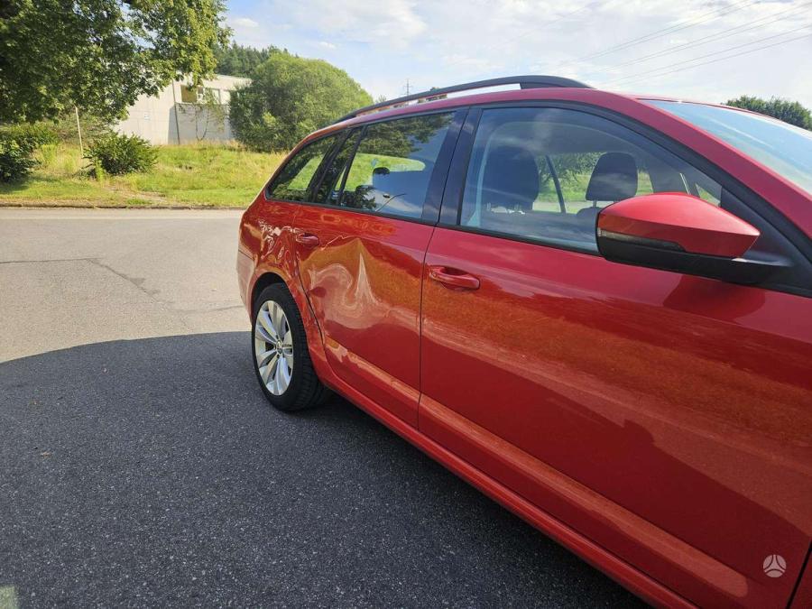 Sarkans Skoda Octavia 2018 Viļņa, ar dzinēja tilpumu 1.97 L un nobraukumu 118 tūkst. km par 9500 €, foto 10 vietnē AUTOMOTO.COM.LV