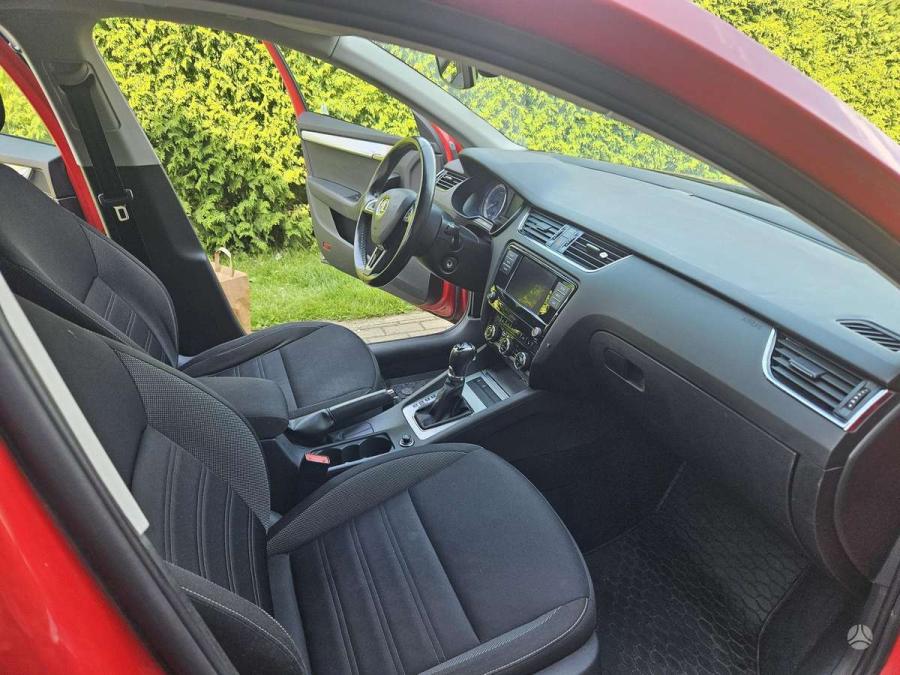 Sarkans Skoda Octavia 2018 Viļņa, ar dzinēja tilpumu 1.97 L un nobraukumu 118 tūkst. km par 9500 €, foto 12 vietnē AUTOMOTO.COM.LV