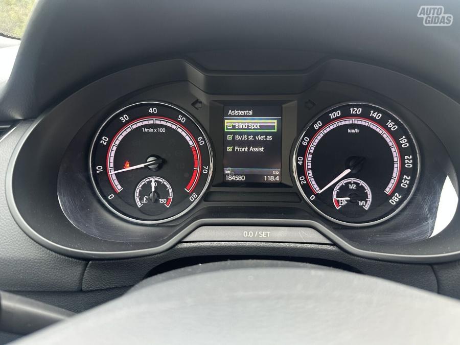 Red Skoda Octavia 2018 in Taurage, with an engine capacity of 2.00 L and mileage of 185 thousand km for 15500 €, photo 20 on AUTOMOTO.COM.LV
