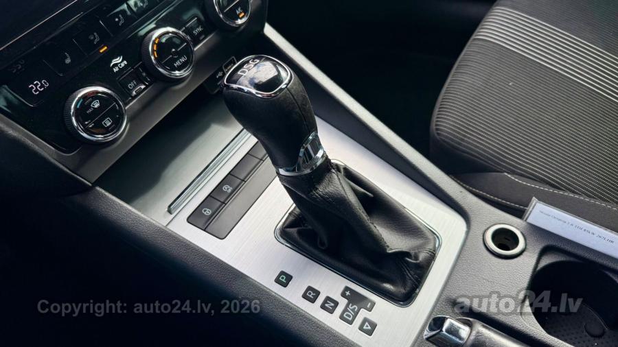 Красный Шкода Октавия 2019 в Таллин, объемом двигателя 1.60 л и пробегом 216 тыс. км за 8200 €, фото 12 на AUTOMOTO.COM.LV