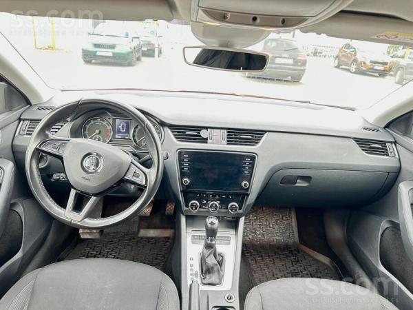 Sarkans Skoda Octavia 2019 Rīga, ar dzinēja tilpumu 1.50 L un nobraukumu 196 tūkst. km par 10996 €, foto 9 vietnē AUTOMOTO.COM.LV