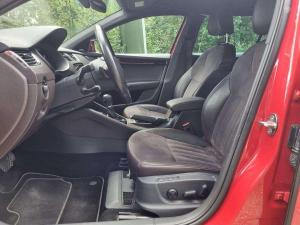 Red Skoda Octavia 2019 in Alytus, with an engine capacity of 1.97 L and mileage of 215 thousand km for 8500 €, photo 16 on AUTOMOTO.COM.LV