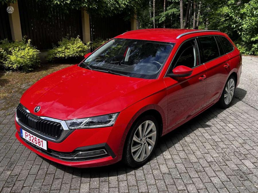 Red Skoda Octavia 2021 in Vilnius, with an engine capacity of 1.97 L and mileage of 217 thousand km for 13099 €, photo 3 on AUTOMOTO.COM.LV