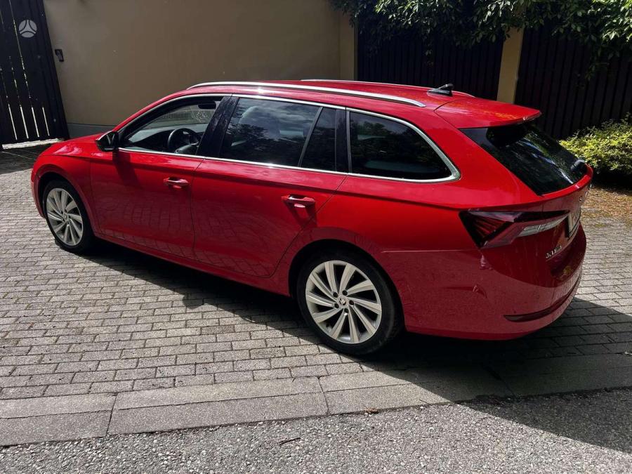 Red Skoda Octavia 2021 in Vilnius, with an engine capacity of 1.97 L and mileage of 217 thousand km for 13099 €, photo 6 on AUTOMOTO.COM.LV
