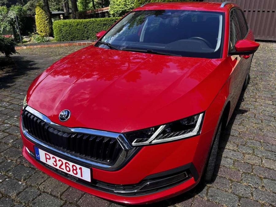 Red Skoda Octavia 2021 in Vilnius, with an engine capacity of 1.97 L and mileage of 217 thousand km for 13099 €, photo 14 on AUTOMOTO.COM.LV