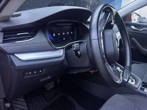 Red Skoda Octavia 2021 in Vilnius, with an engine capacity of 1.97 L and mileage of 217 thousand km for 13099 €, photo 38 on AUTOMOTO.COM.LV