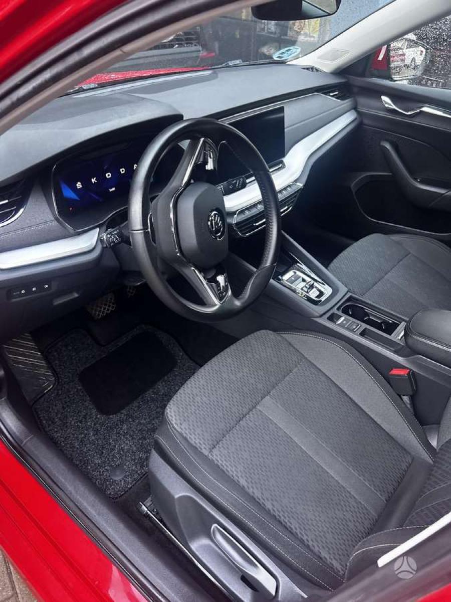 Red Skoda Octavia 2021 in Vilnius, with an engine capacity of 1.97 L and mileage of 217 thousand km for 13099 €, photo 40 on AUTOMOTO.COM.LV