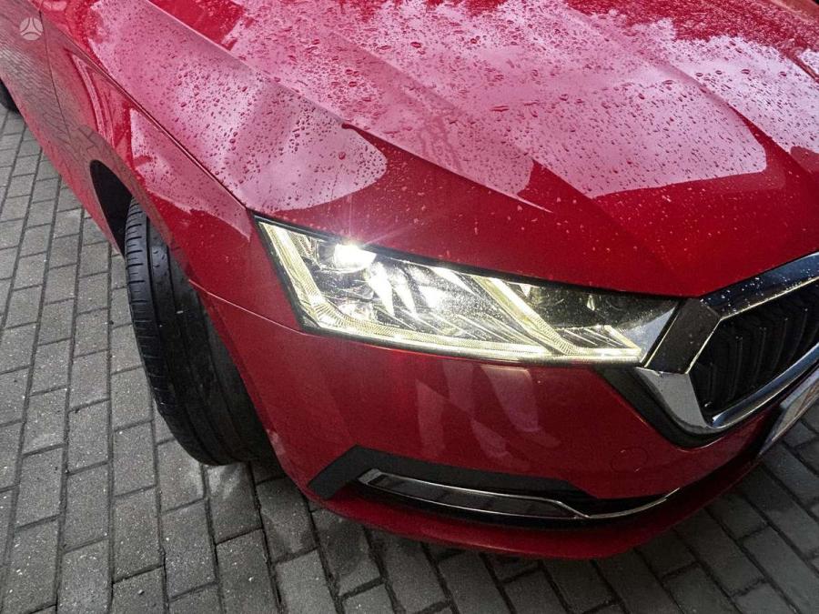 Red Skoda Octavia 2021 in Vilnius, with an engine capacity of 1.97 L and mileage of 217 thousand km for 13099 €, photo 44 on AUTOMOTO.COM.LV