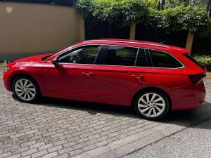 Red Skoda Octavia 2021 in Vilnius, with an engine capacity of 1.97 L and mileage of 217 thousand km for 13099 €, photo 46 on AUTOMOTO.COM.LV