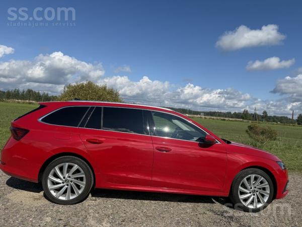 Red Skoda Octavia 2022 in Ogre, with an engine capacity of 1.40 L and mileage of 79 thousand km for 19700 €, photo 6 on AUTOMOTO.COM.LV