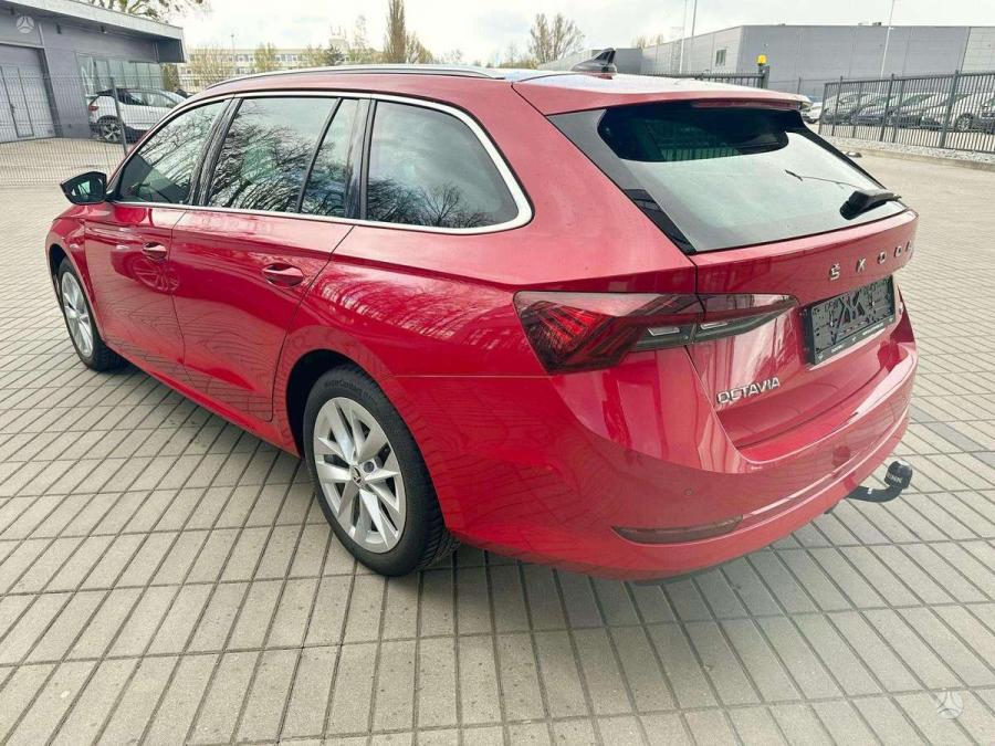 Красный Шкода Октавия 2023 в Каунас, объемом двигателя 1.50 л и пробегом 203 тыс. км за 14900 €, фото 5 на AUTOMOTO.COM.LV