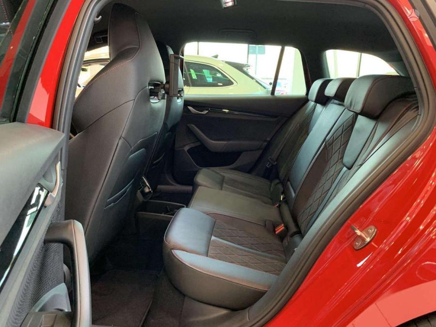 Red Skoda Octavia 2026 in Kaunas, with an engine capacity of 1.98 L and mileage of 0 thousand km for 39440 €, photo 28 on AUTOMOTO.COM.LV
