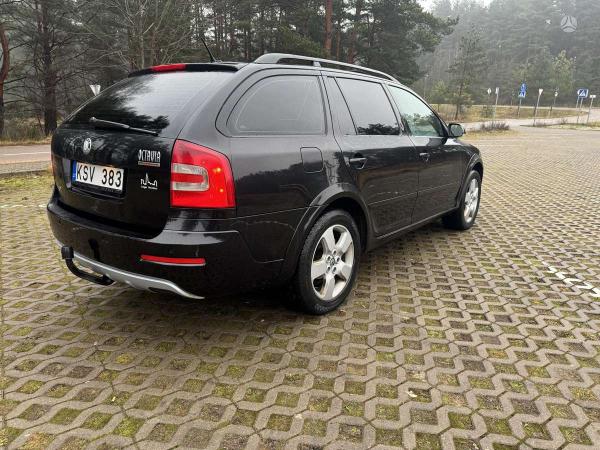 Black Skoda Octavia Scout 2008 in Varena, with an engine capacity of 1.97 L and mileage of 325 thousand km for 5200 €, photo 3 on AUTOMOTO.COM.LV