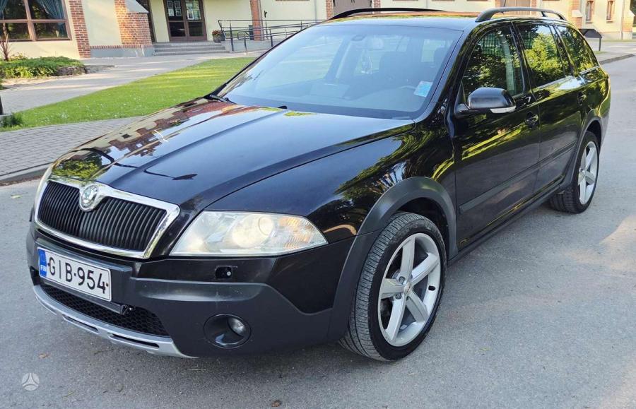 Melns Skoda Octavia Scout 2008 Klaipėda, ar dzinēja tilpumu 2.00 L un nobraukumu 267 tūkst. km par 3500 €, foto 9 vietnē AUTOMOTO.COM.LV