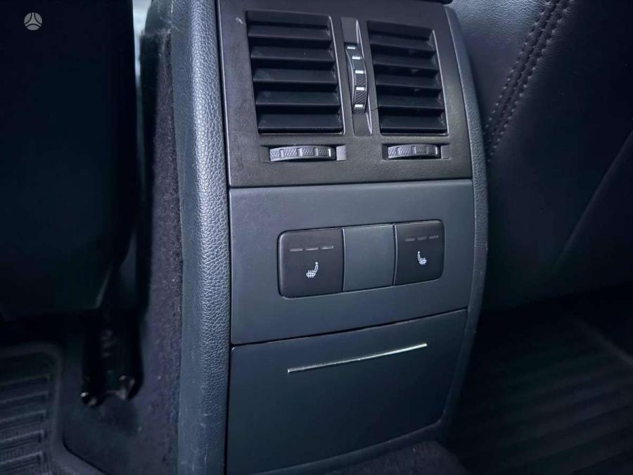 Melns Skoda Octavia Scout 2012 Viļņa, ar dzinēja tilpumu 1.97 L un nobraukumu 250 tūkst. km par 5450 €, foto 10 vietnē AUTOMOTO.COM.LV