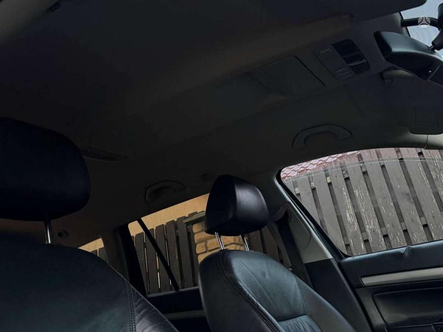 Melns Skoda Octavia Scout 2012 Viļņa, ar dzinēja tilpumu 1.97 L un nobraukumu 250 tūkst. km par 5450 €, foto 18 vietnē AUTOMOTO.COM.LV