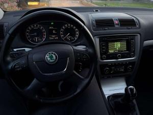 Melns Skoda Octavia Scout 2012 Viļņa, ar dzinēja tilpumu 1.97 L un nobraukumu 250 tūkst. km par 5450 €, foto 23 vietnē AUTOMOTO.COM.LV