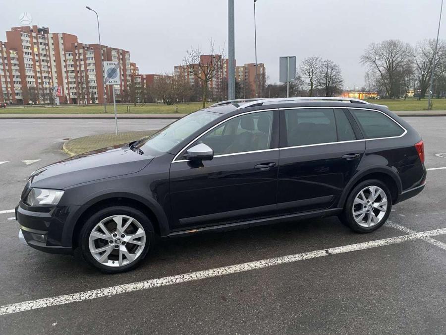 Melns Skoda Octavia Scout 2015 Klaipėda, ar dzinēja tilpumu 1.97 L un nobraukumu 255 tūkst. km par 9200 €, foto 1 vietnē AUTOMOTO.COM.LV