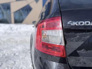 Black Skoda Octavia Scout 2015 in Siauliai, with an engine capacity of 1.97 L and mileage of 225 thousand km for 8200 €, photo 22 on AUTOMOTO.COM.LV