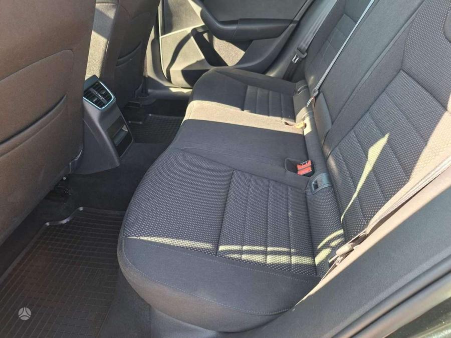 Melns Skoda Octavia Scout 2015 Viļņa, ar dzinēja tilpumu 2.00 L un nobraukumu 287 tūkst. km par 8800 €, foto 14 vietnē AUTOMOTO.COM.LV
