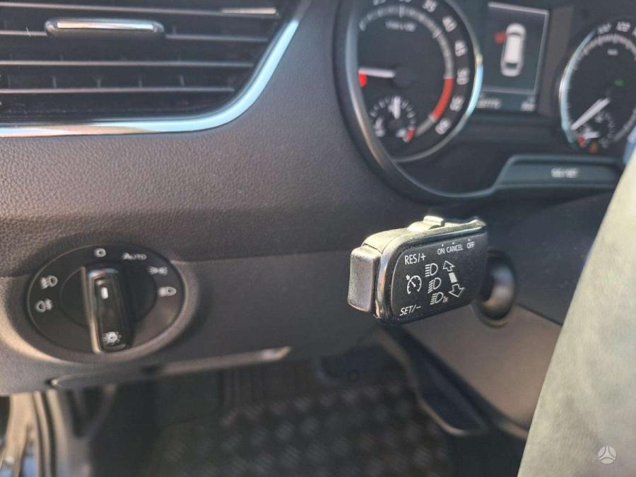 Melns Skoda Octavia Scout 2015 Viļņa, ar dzinēja tilpumu 2.00 L un nobraukumu 287 tūkst. km par 8800 €, foto 16 vietnē AUTOMOTO.COM.LV