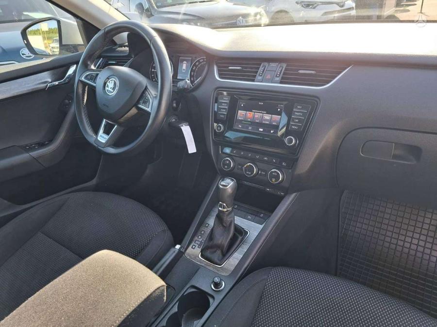 Melns Skoda Octavia Scout 2015 Viļņa, ar dzinēja tilpumu 2.00 L un nobraukumu 287 tūkst. km par 8800 €, foto 20 vietnē AUTOMOTO.COM.LV
