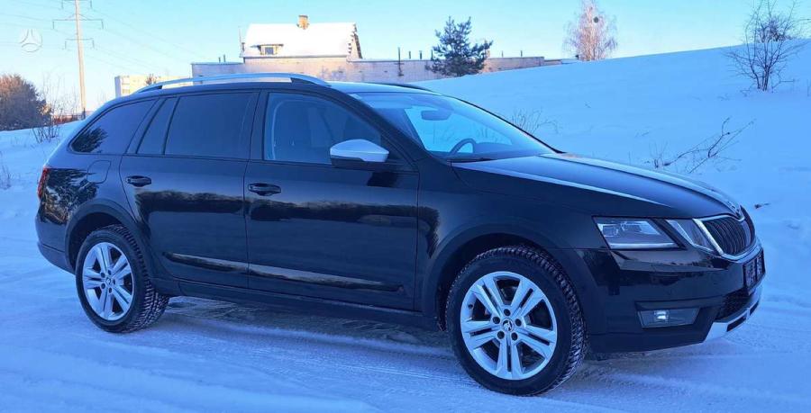 Melns Skoda Octavia Scout 2019 Alīta, ar dzinēja tilpumu 2.00 L un nobraukumu 260 tūkst. km par 12800 €, foto 11 vietnē AUTOMOTO.COM.LV