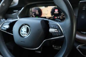 Melns Skoda Octavia Scout 2023 Viļņa, ar dzinēja tilpumu 1.97 L un nobraukumu 171 tūkst. km par 20900 €, foto 21 vietnē AUTOMOTO.COM.LV