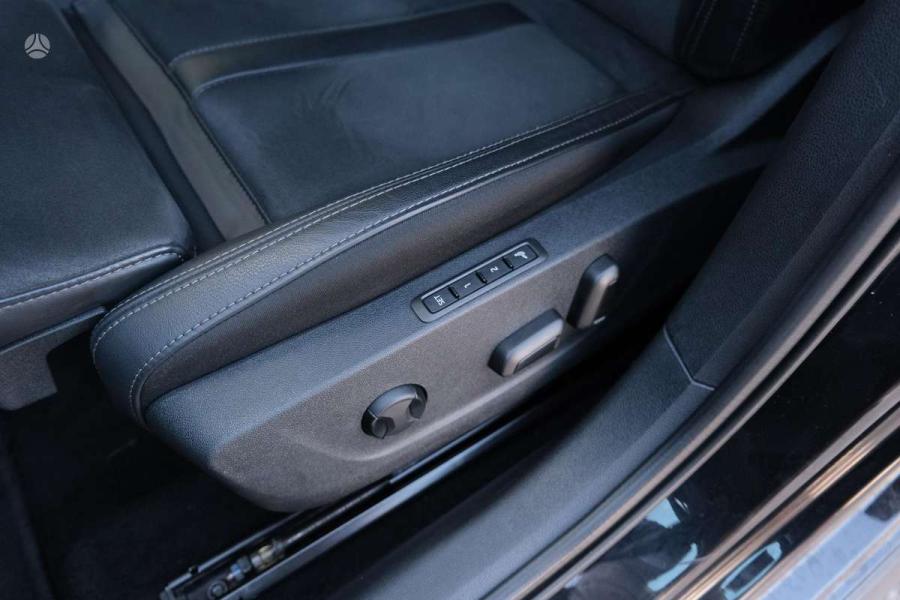 Melns Skoda Octavia Scout 2023 Viļņa, ar dzinēja tilpumu 1.97 L un nobraukumu 171 tūkst. km par 20900 €, foto 27 vietnē AUTOMOTO.COM.LV