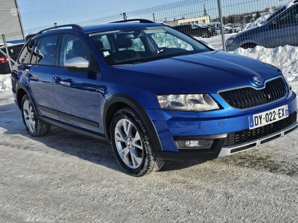 Blue Skoda Octavia Scout 2015 in Taurage, with an engine capacity of 2.00 L and mileage of 300 thousand km for 8400 €, photo 3 on AUTOMOTO.COM.LV
