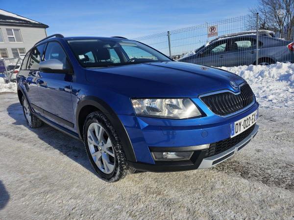 Blue Skoda Octavia Scout 2015 in Taurage, with an engine capacity of 2.00 L and mileage of 300 thousand km for 8400 €, photo 10 on AUTOMOTO.COM.LV