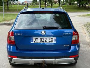 Blue Skoda Octavia Scout 2015 in Taurage, with an engine capacity of 2.00 L and mileage of 300 thousand km for 6900 €, photo 6 on AUTOMOTO.COM.LV